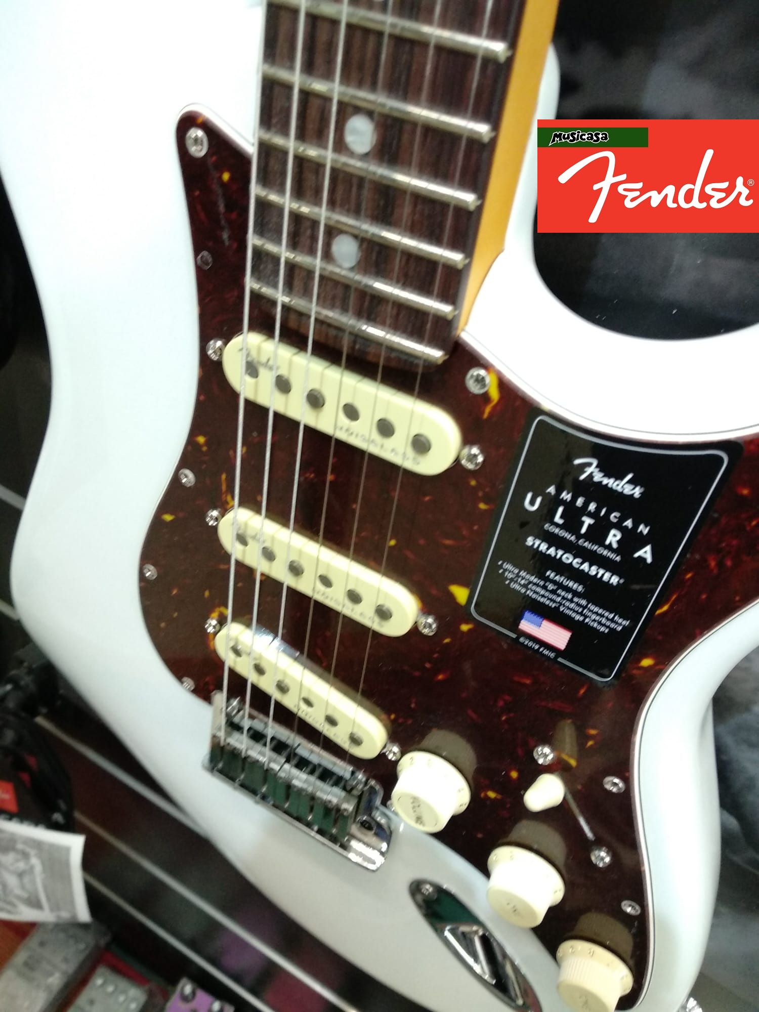 musicasablog de instrumentos musicalesGuitarra FENDER STRAT ULTRA APL ...